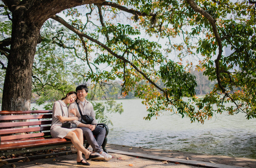 Holiday photoshoot with Kim & Song in Hanoi | Hoa Tran