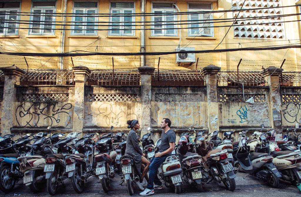 Honeymoon photoshoot with Victoria & Alex in Hanoi | Hoa Tran